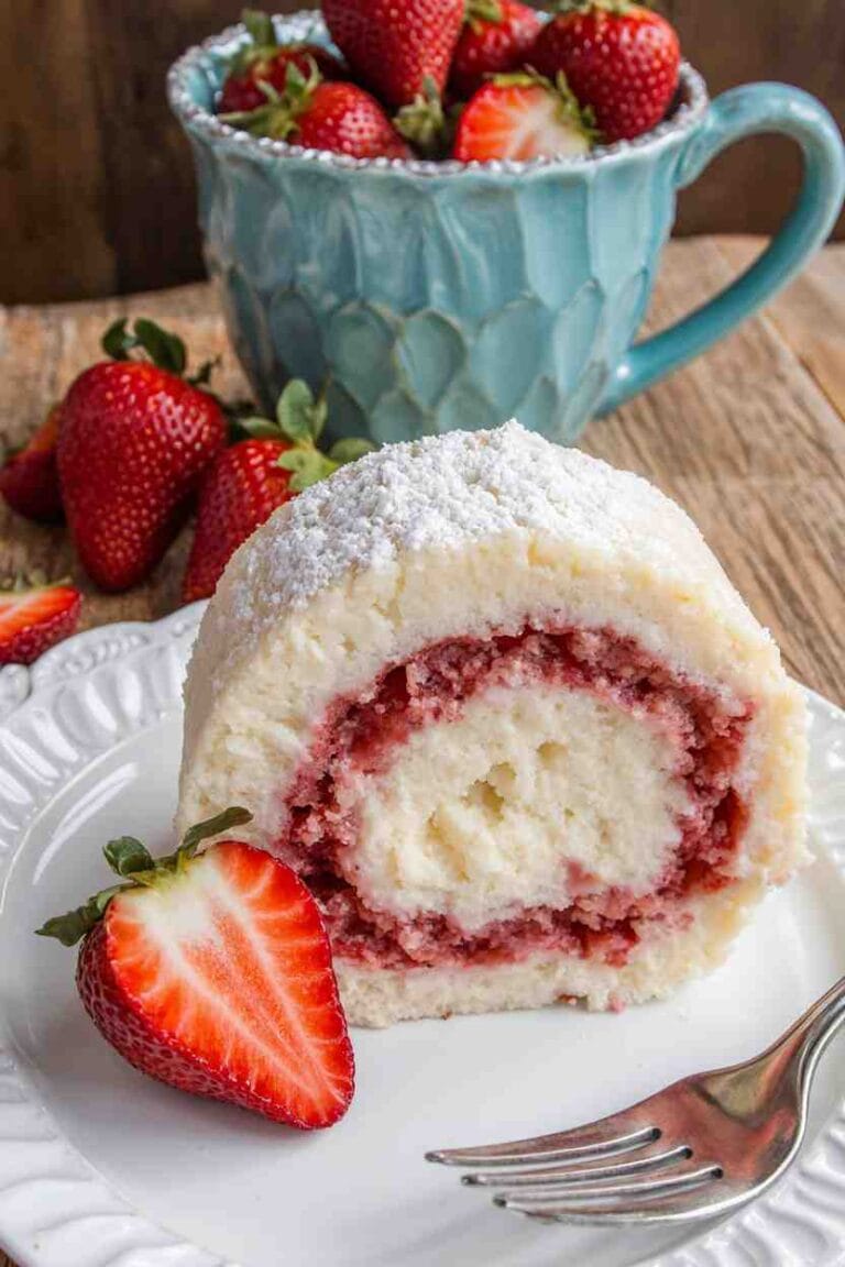 Strawberry Cheesecake Roll Recipe